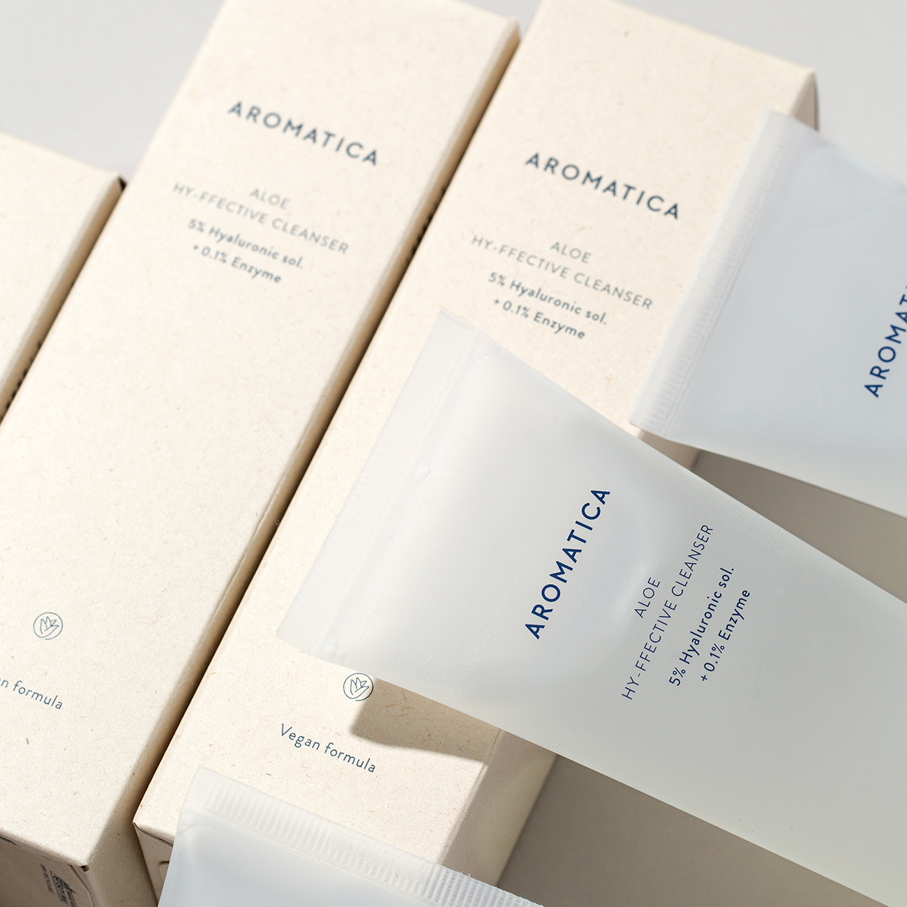 aromatica - Aloe Hy-ffective Cleanser - 120ml | Beauty Amora | Korean ...