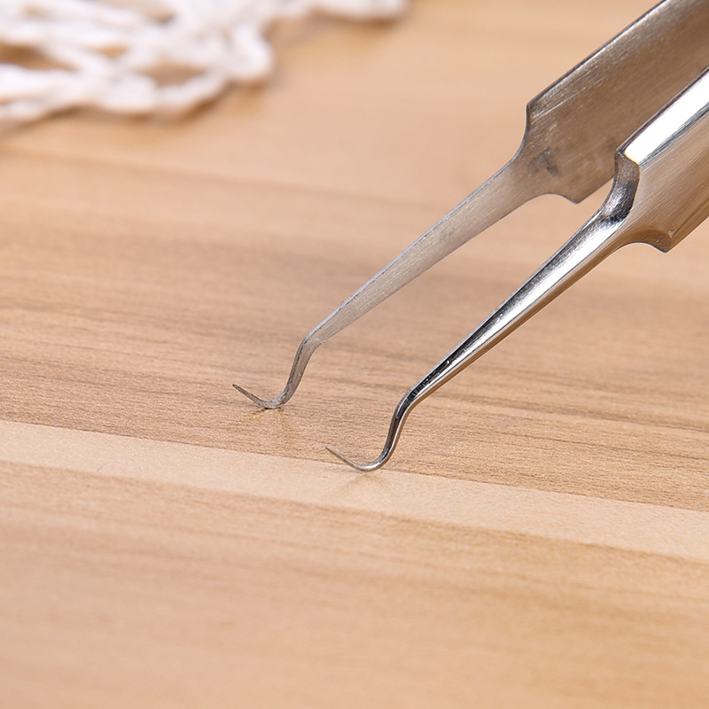 MINGXIER - Stainless Steel Curved Head Blackhead Remover | Beauty Amora ...